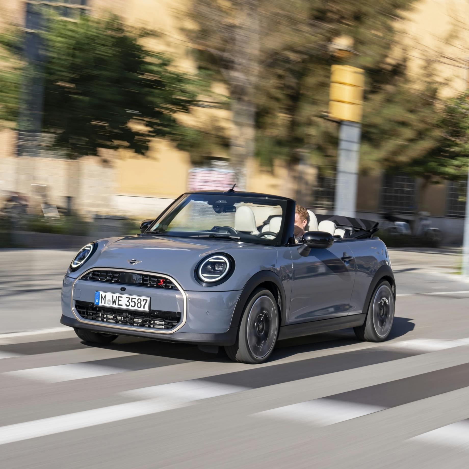 Hardtop Cabrios 2026: Modelle und Angebote | Carwow